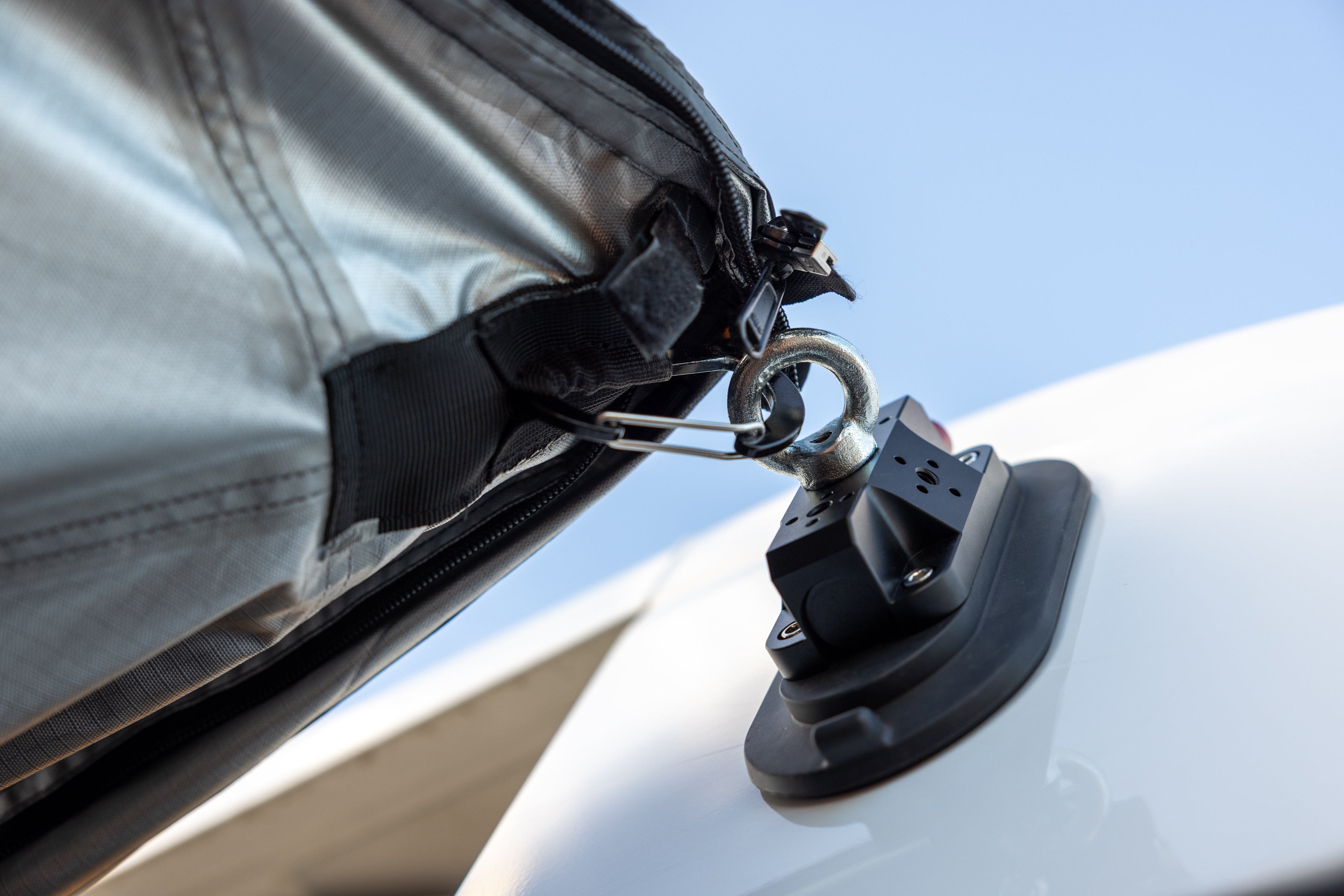 MoonShade Oval Vacuum Awning Anchor – Vanlife Outfitters